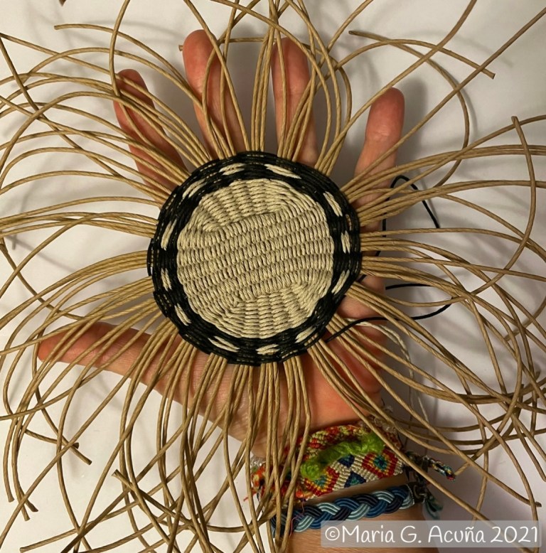 Weaving Crafts in Kiribati – My Virtual World Trip